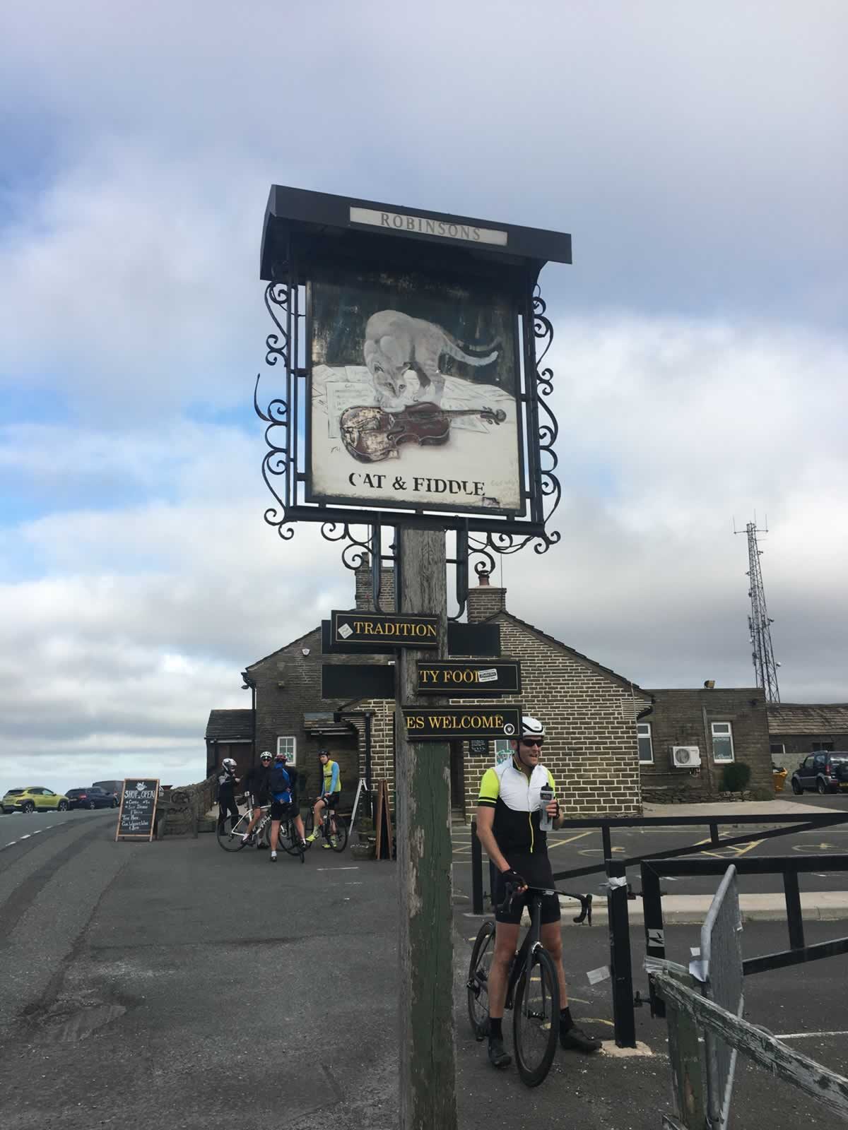Peak District - White Peak circular cycle route (plus Cat and Fiddle ...
