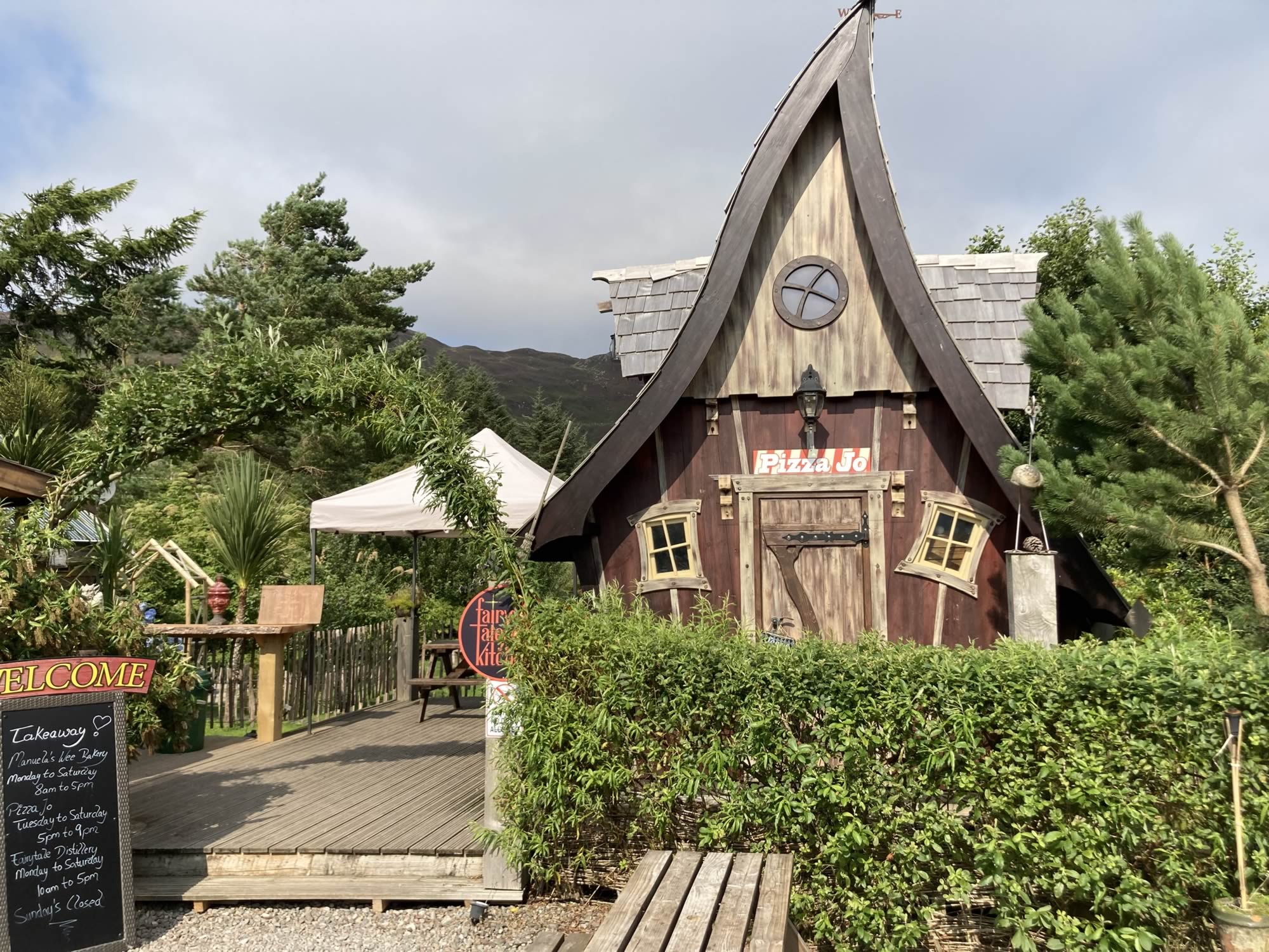 Manuela’s Wee Bakery, Ardelve - cafe reviewed and visited