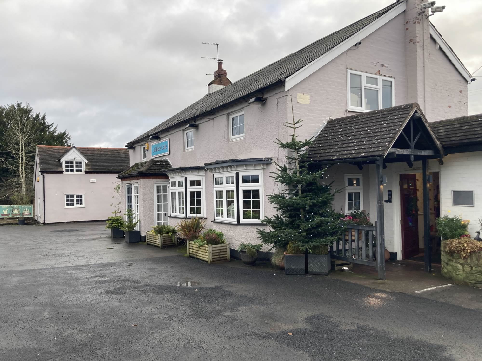 The Colliers Cafe, Clows Top - cafe reviewed and visited