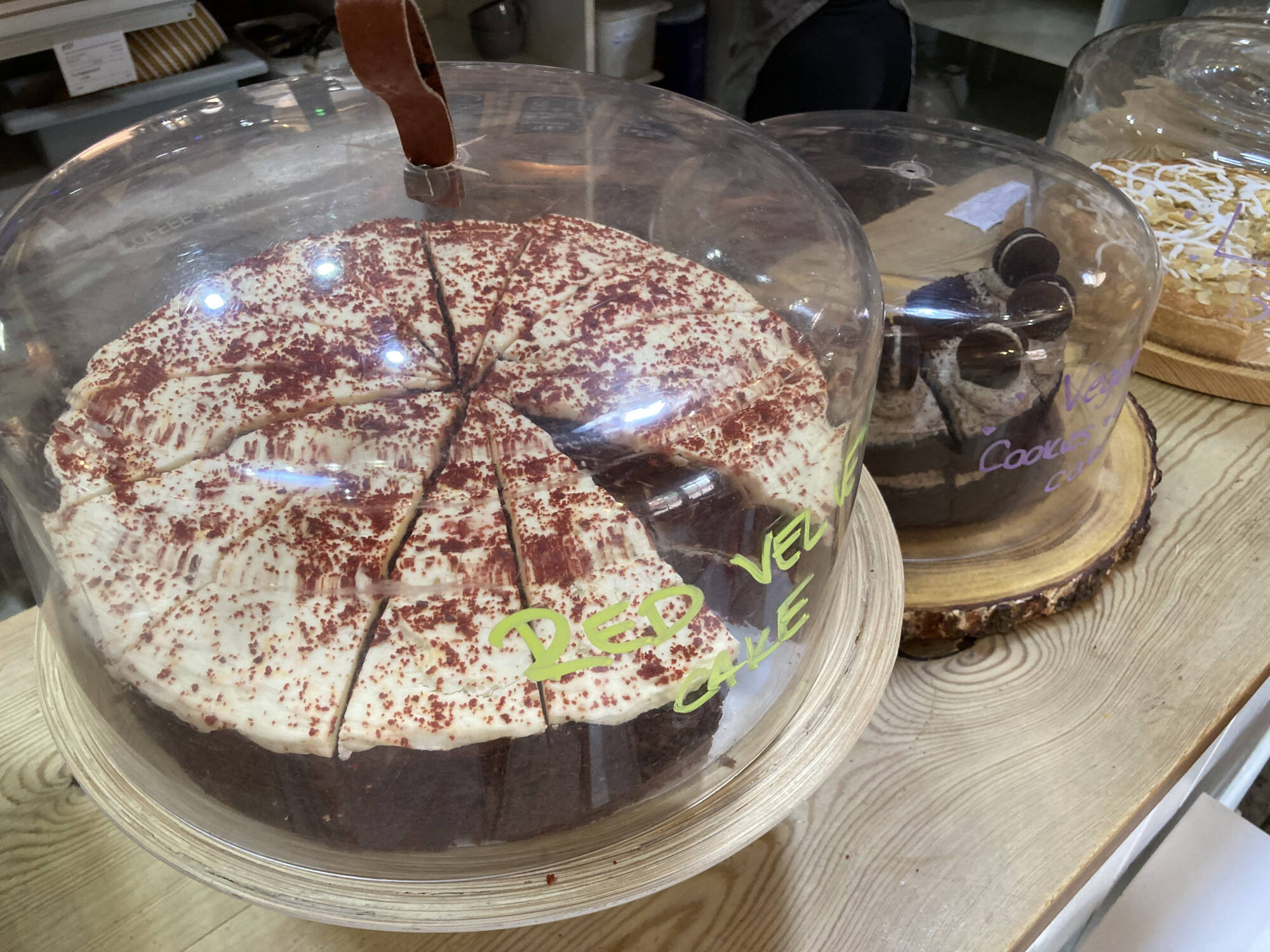 The Cowshed, Wootton Wawen - cafe reviewed and visited