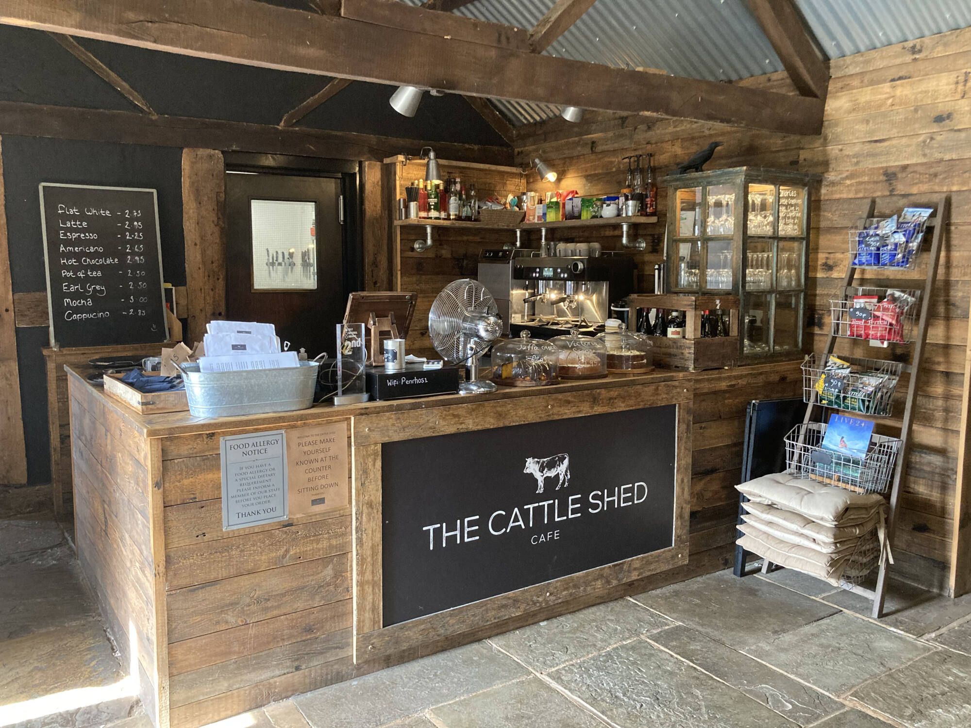 The Cattle Shed, Kington - cafe reviewed and visited
