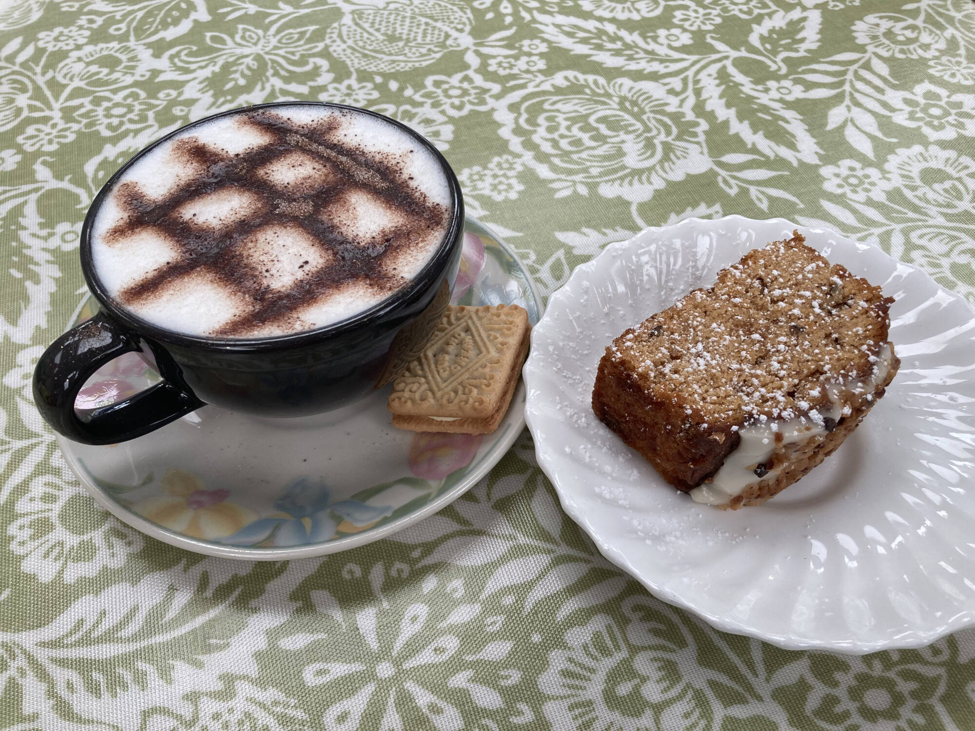 Whitlenge Gardens Tearoom and Cafe, Hartlebury - cafe reviewed and visited