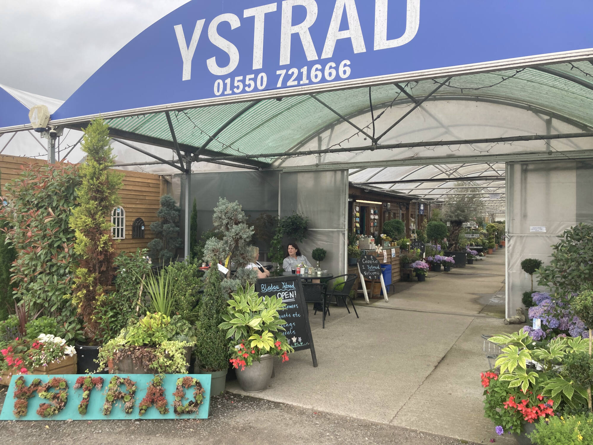 Ystrad Garden Nursery Cafe, Llandovery - cafe reviewed and visited
