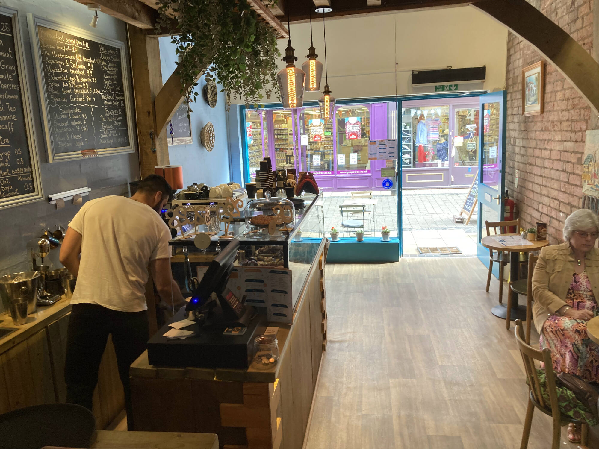 The Sweet Greeks Cafe, Worcester - cafe reviewed and visited