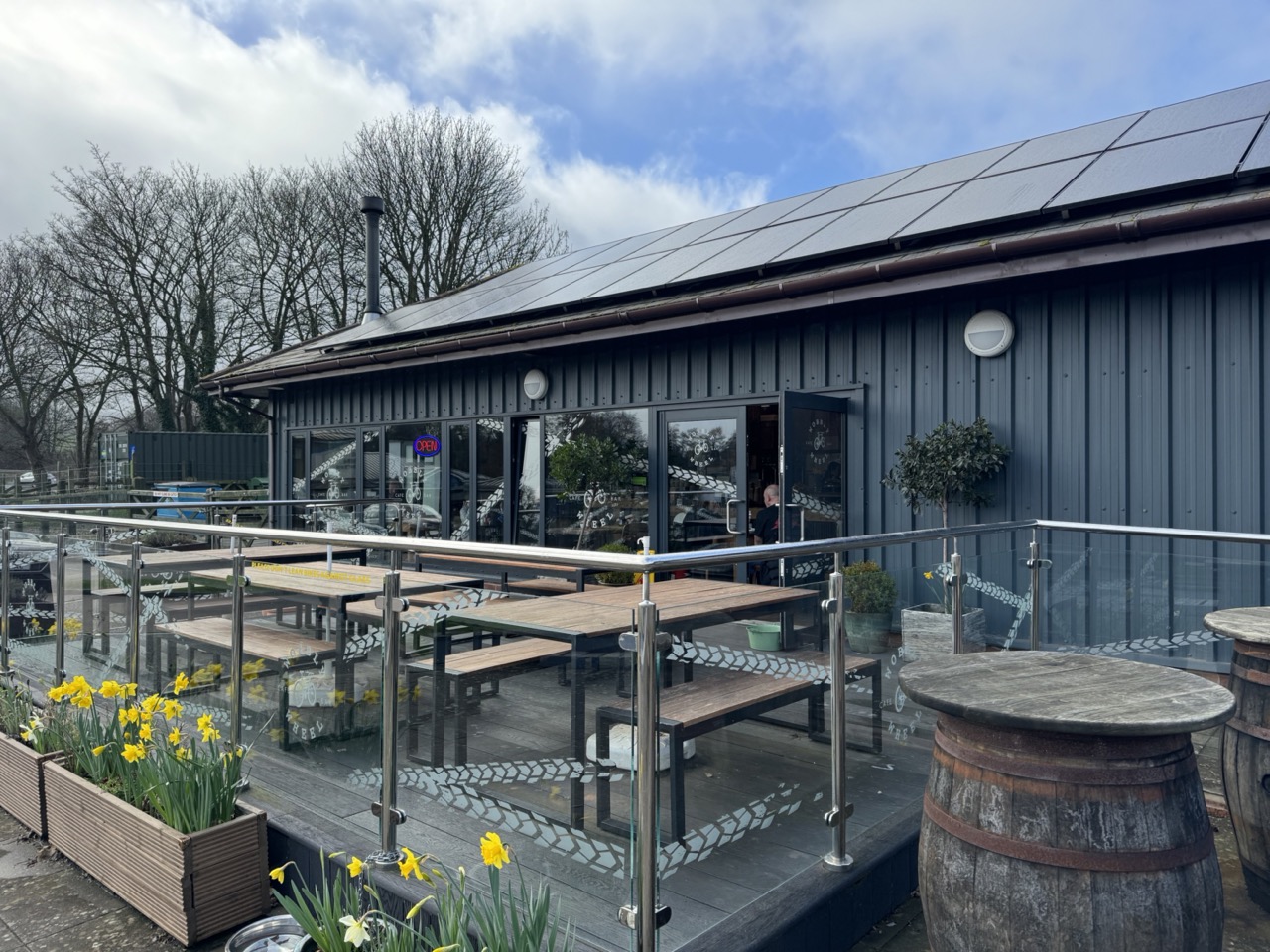 Wobbly Wheel Cafe, Kennford / Exeter - cafe reviewed and visited