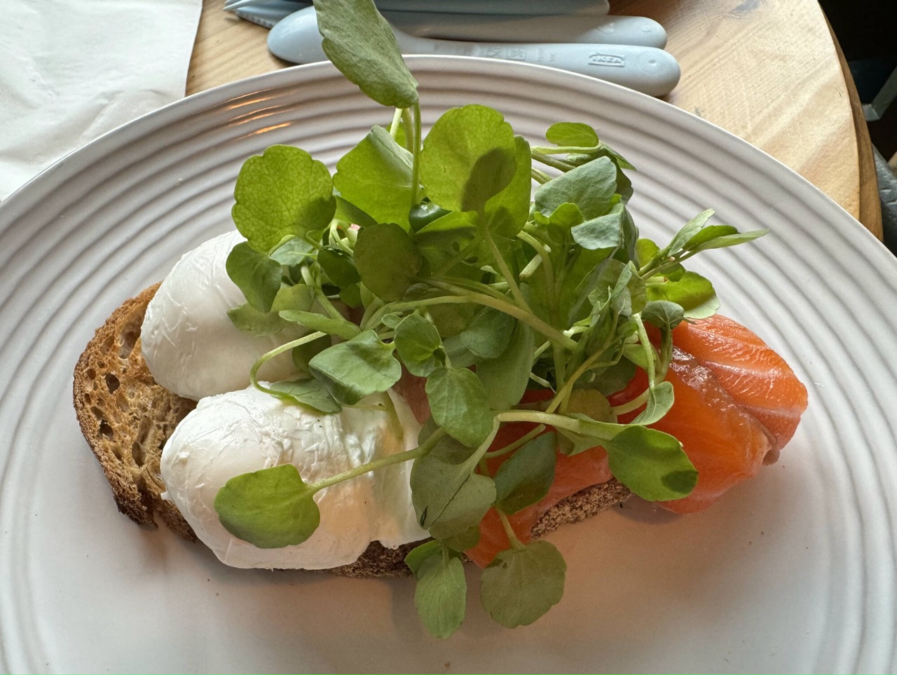 Rise + Grind, Bishampton - cafe reviewed and visited