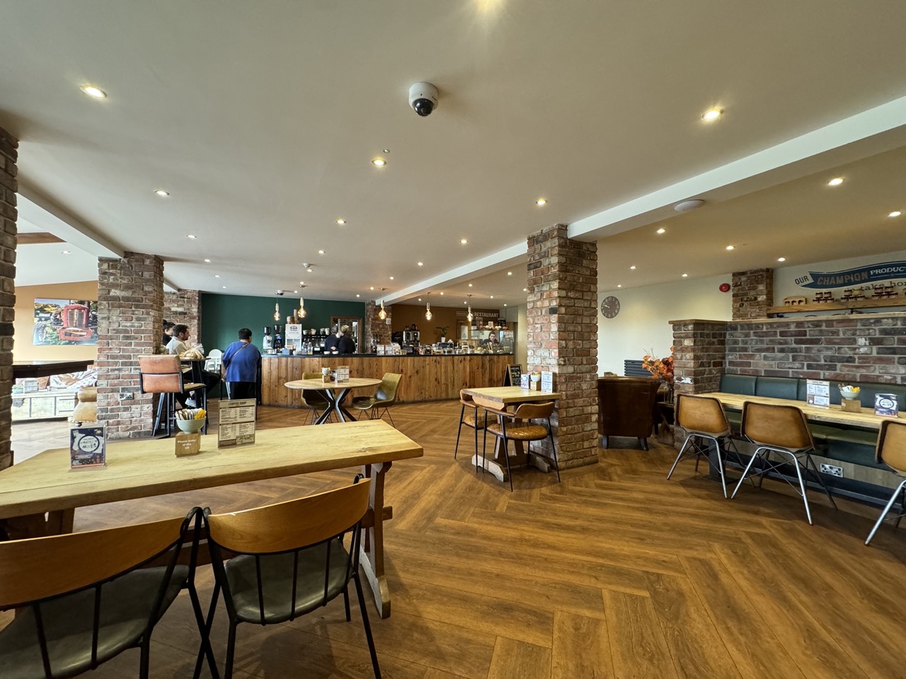 Strawberry Fields Farm Shop (Lifton), Lifton - cafe reviewed and visited